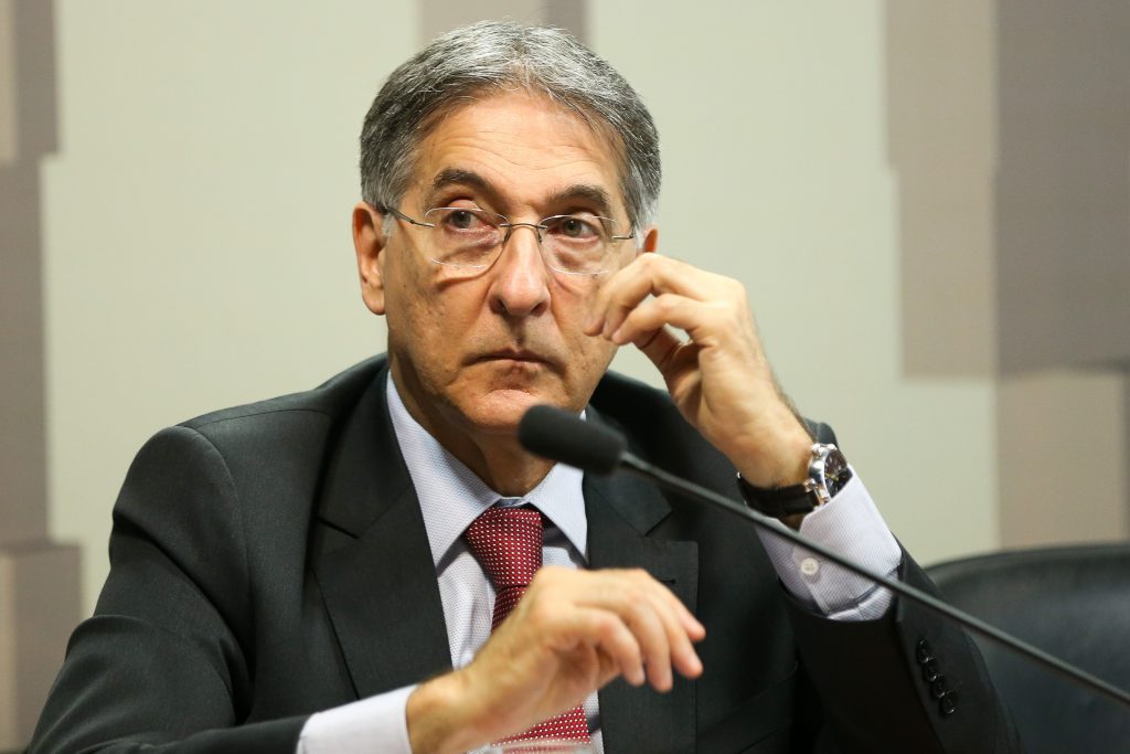 Fernando Pimentel decreta ponto facultativo na sexta-feira - Educadora ...